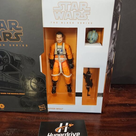 Hasbro | Toys | Star Wars The Black Series The Mandalorian Trapper Wolf ...
